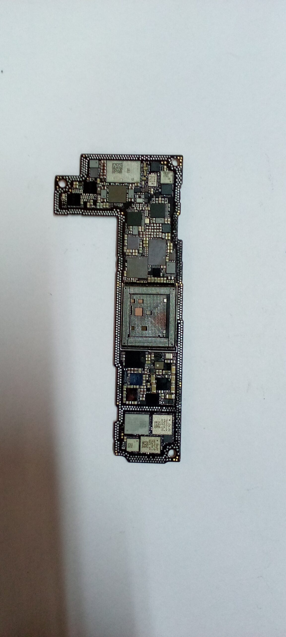 IPHONE 12Pro No NAND CNC- upper layer -RF41-5G - MOBILE-IC
